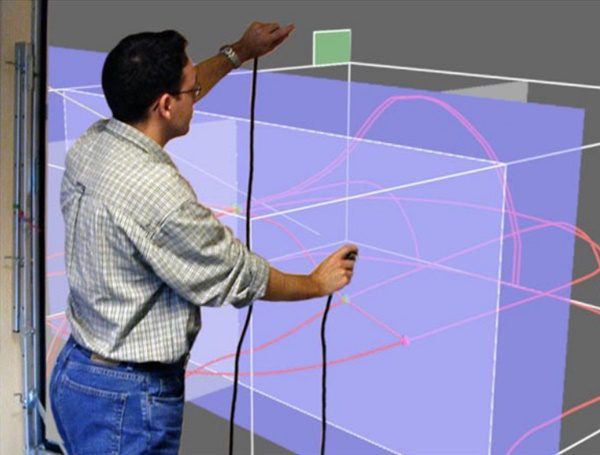 Creating Principal 3D Curves with Digital Tape Drawing