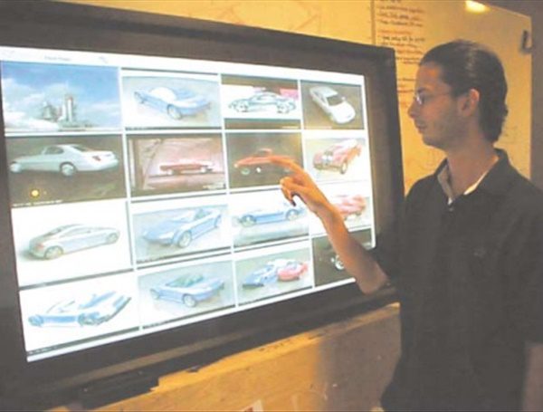 Large displays in automotive design