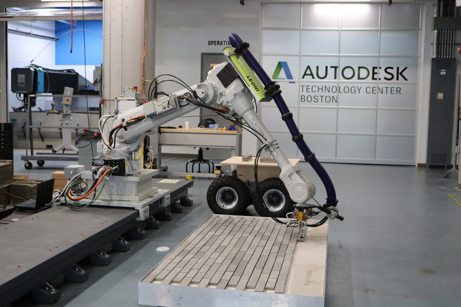 Highly accessible platform technologies for vision‑guided, closed‑loop robotic assembly of ...